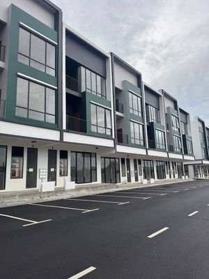 Emerald 2 Austin Crest for Rental @RM12,000 By DENNIS CHEANG | EdgeProp.my