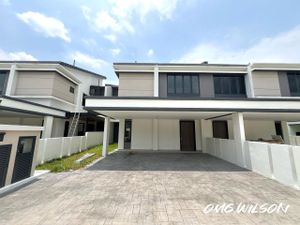 Gemala Residences Tropicana Aman Double Storey Lake Villa For Sale for ...