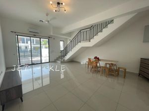 Robin Bandar Rimbayu Double Storey House For Rent * Partially Furnished ...