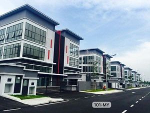 Seksyen 26 Shah Alam Triple Storey Semi D Warehouse Factory Freehold ...