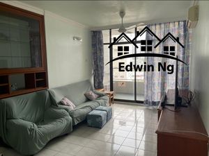 Pearl Garden Condominium at Sungai Ara, Middle Floor Corner Unit, Fully ...