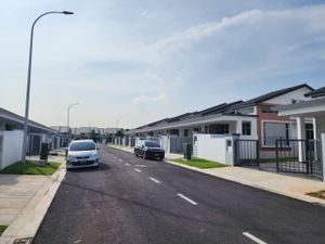 Iconia Garden Residence Single Storey Terraced For Rent for Rental @RM2 ...