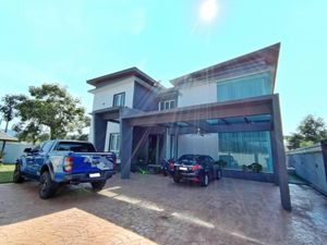 2 Storey Corner Beautiful Bungalow at Bandar Mahkota Cheras for Sale ...