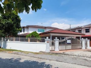 Double Storey Terrace house at Taman Lapangan Ria Ipoh for rent for ...