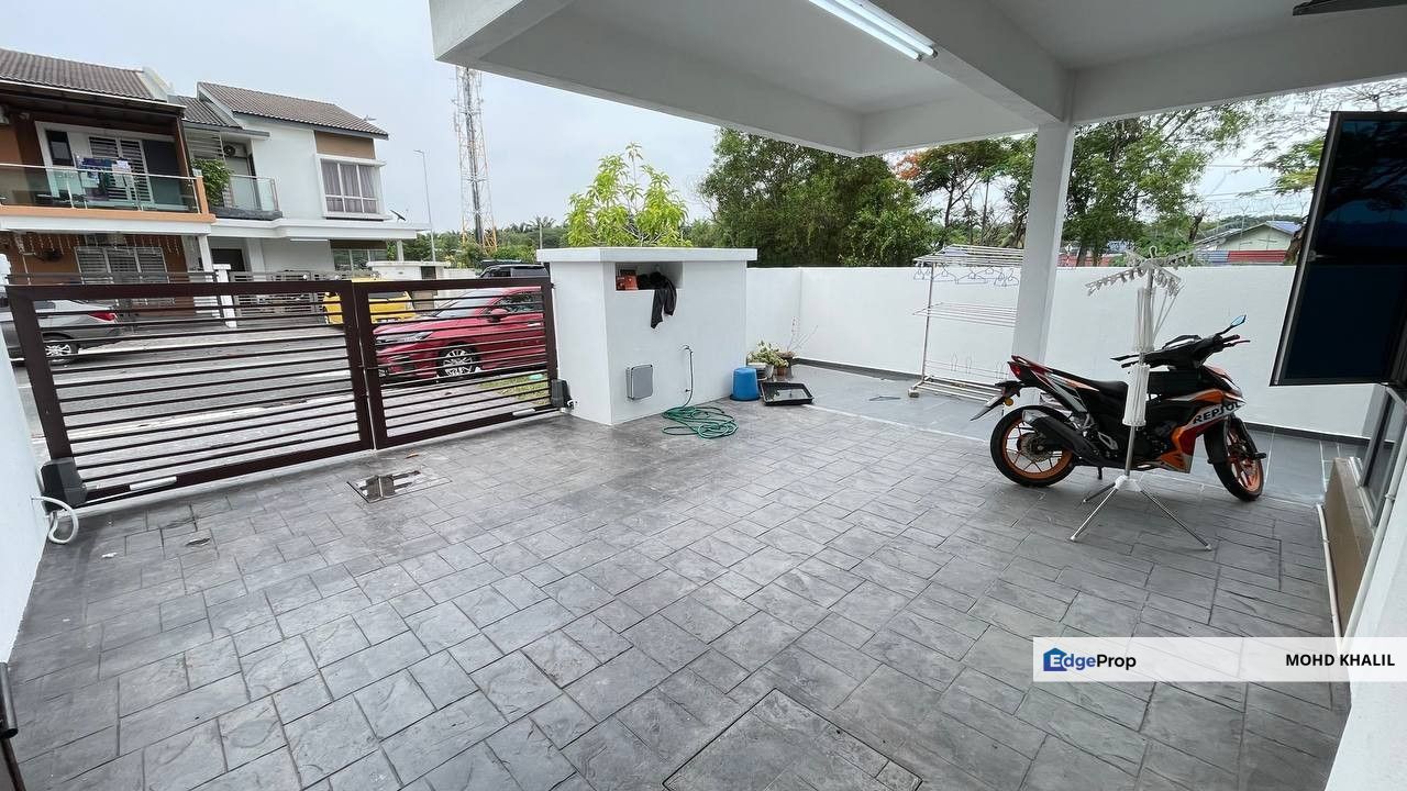 Taman Ruby Dengkil | Double Storey Terrace | CORNER LOT + FULLY ...