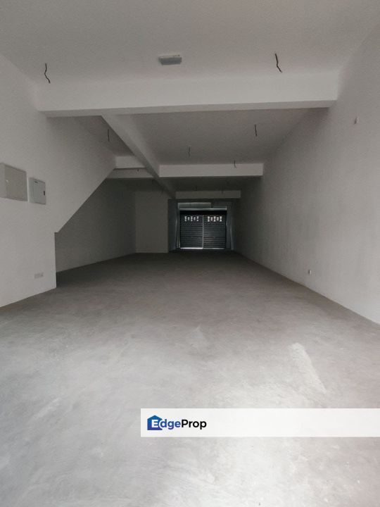 Molek Hub, Taman Molek for Rental @RM5,800 By JOAN YEE | EdgeProp.my