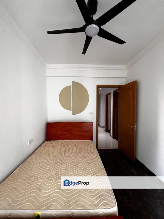 R&F Princess Cove, Master Bedroom for Room_rental @RM1,800 By JOAN YEE ...