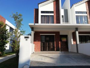 Bukit Pelali Johor Double Storey End Lot For Rent for Rental @RM1,800 ...