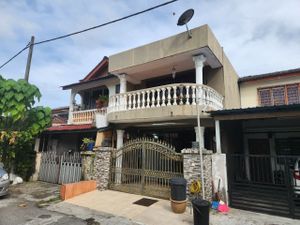 Renovated & Extended 2 Storey Terrace Jalan Meranti 6C Batang Kali for ...