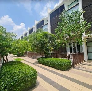 3 Storey Villa For Sale for Sale @RM1,312,200 By ANDREW CHEOK | EdgeProp.my