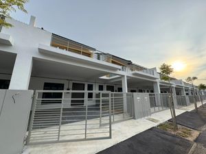 [FOR SALE] Double Storey Terrace , Molek Residence, Ayer Keroh Melaka ...