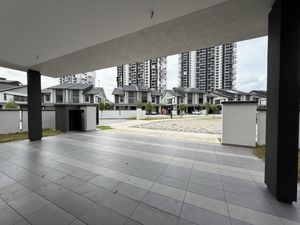 Freesia Residence: 2-Storey Park Villa 5+1 beds with 3,770 sqft Built ...