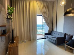 The Parq Residence: Fully Furnished 1 Room for Rent with Spacious Balcony City View (Included ...