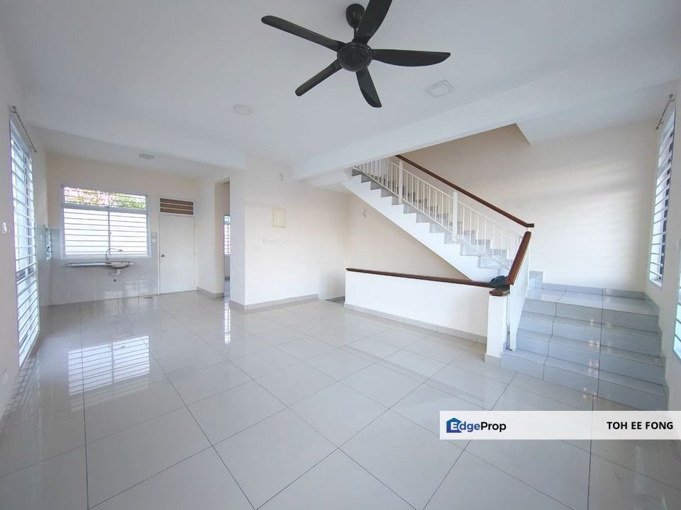 Imperial Jade Residenz @ Seri Alam 2.5 Storey Terrace House End Lot For ...