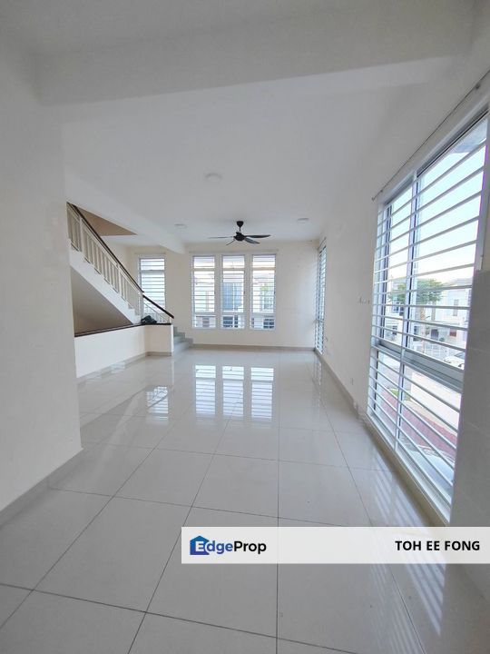 Imperial Jade Residenz @ Seri Alam 2.5 Storey Terrace House End Lot For ...