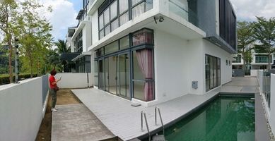 Lake Fields Grove 3 Storey Semi-D with rooftop garden and lakeview for ...