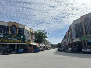 Subang Bestari 3 storey shop for Sale @RM899,000 By RONALD KHOO ...