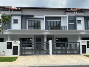 ByWater@Capita Terrace House, Setia Utama 3, Setia Alam for Sale @RM850 ...
