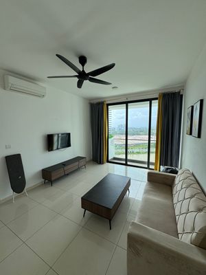 The M @ Medini Macrolink Service Apt – 861 sqft High Floor Lake View ...