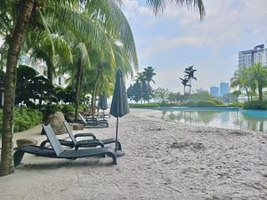 Experience resort living @ Le Yuan Residence with access to stunning ...