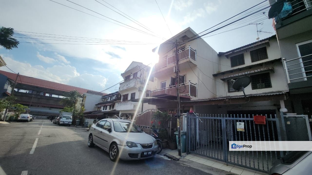 Desa Setapak 2.5 Storey House next to LRT for Sale @RM480,000 By KELSON ...