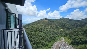 TreeO, Sungai Ara, Bayan Lepas, Penang. (Very High Floor, Hill View ...