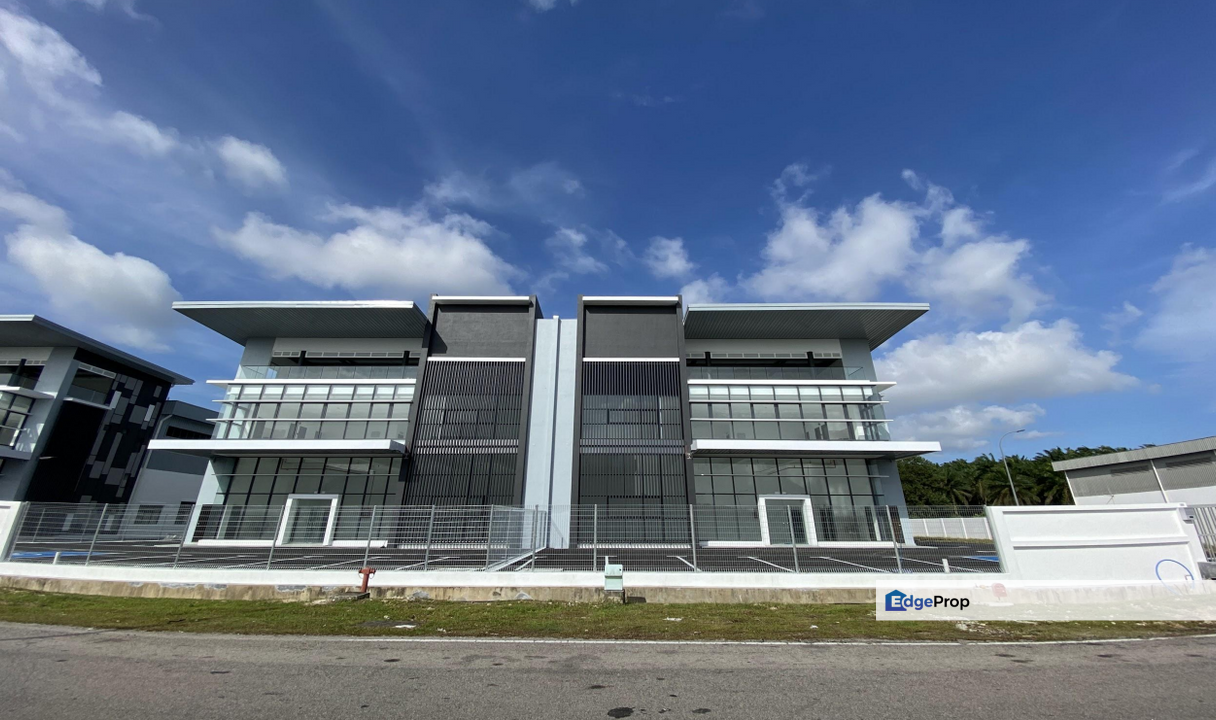 Alam Jaya Business Park Semi Detached Factory For Sales for Sale @RM4 ...