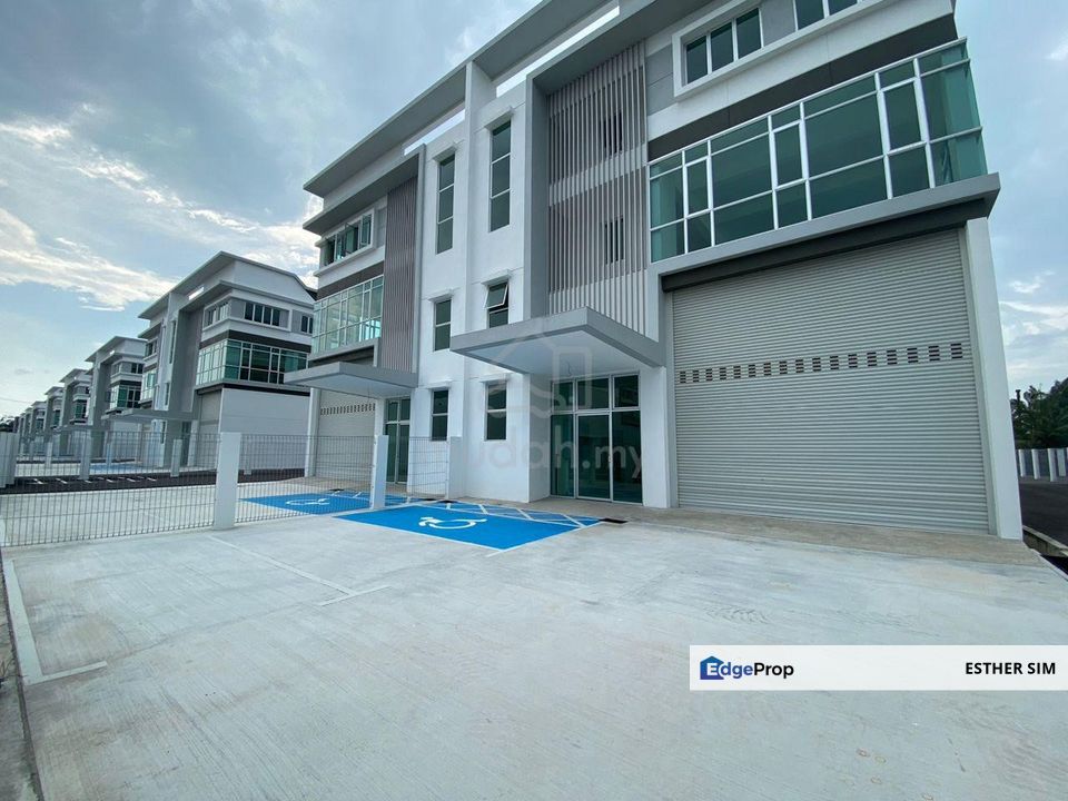 Freehold Semi-D Factory/Warehouse in Golden Gate ,Batu Kawan.Near ...