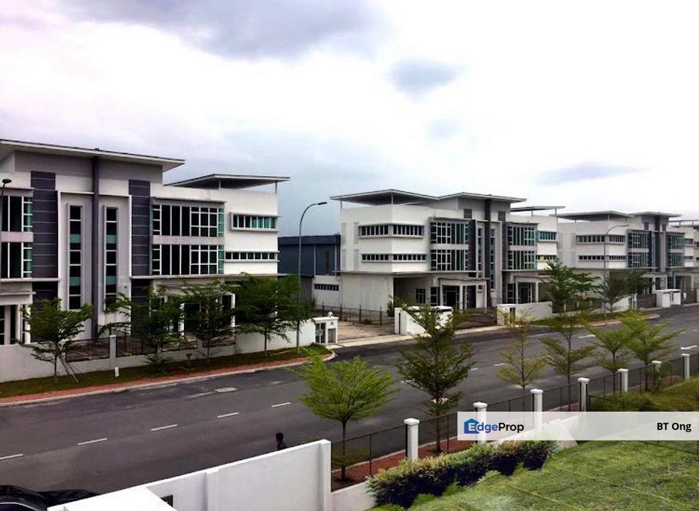 3 Storey Semi-D Factory @ Semenyih Integrated Industrial Park, SEMENYIH ...
