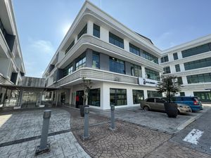 Best Buy shop office Radius Business Park Third avenue Cyberjaya for ...