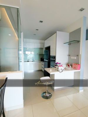 The Light Linear, Newly Repainted,1475sqft Partial Seaview Light City ...
