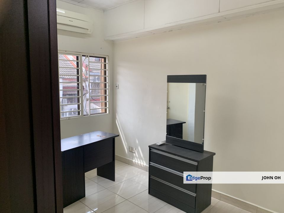 Subang jaya usj 11 freehold 5r 3b link house SALE for Sale @RM888,888 By JOHN OH | EdgeProp.my
