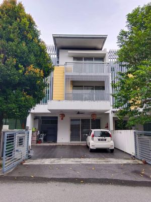 Renovated 3-storey Terrace House in Nadayu 92, Kajang for Sale @RM770 ...