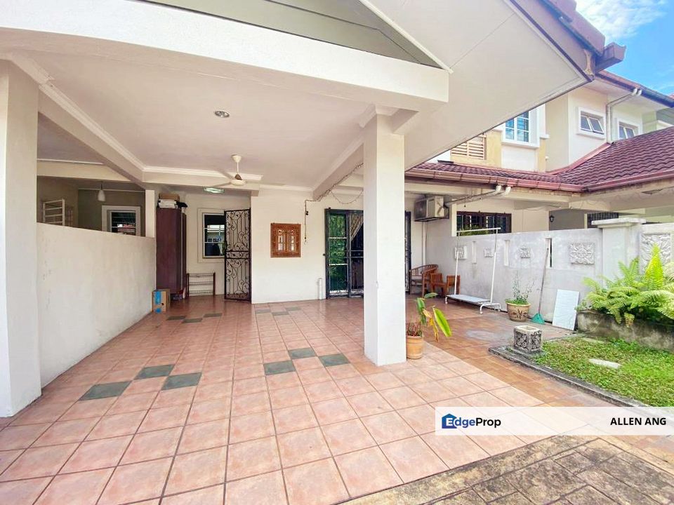 Seksyen 7, Shah Alam 2 Story Jalan Kristal for Sale @RM748,000 By ALLEN ANG | EdgeProp.my