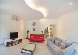 Meru Valley Resort (Golfview Terrace), 2.5 Storey Town House - Facing ...