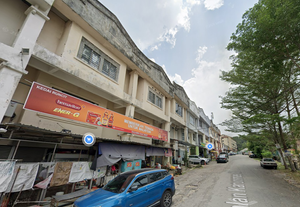 Taman Desa Karunmas, Seri Kembangan 3 Storey Shop For Sale for Sale @RM965,000 By BENJAMIN LAI ...