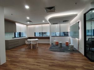 Fully furnished UOA Centre KLCC Office For rent ready move in walking ...
