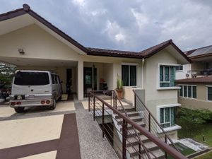 Three storey Bungalow teratai Villa Kayangan Heights for Sale @RM2 ...