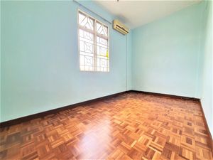 Subang Perdana Goodyear Court 10, With Lift, Swimming Pool, Gated ...