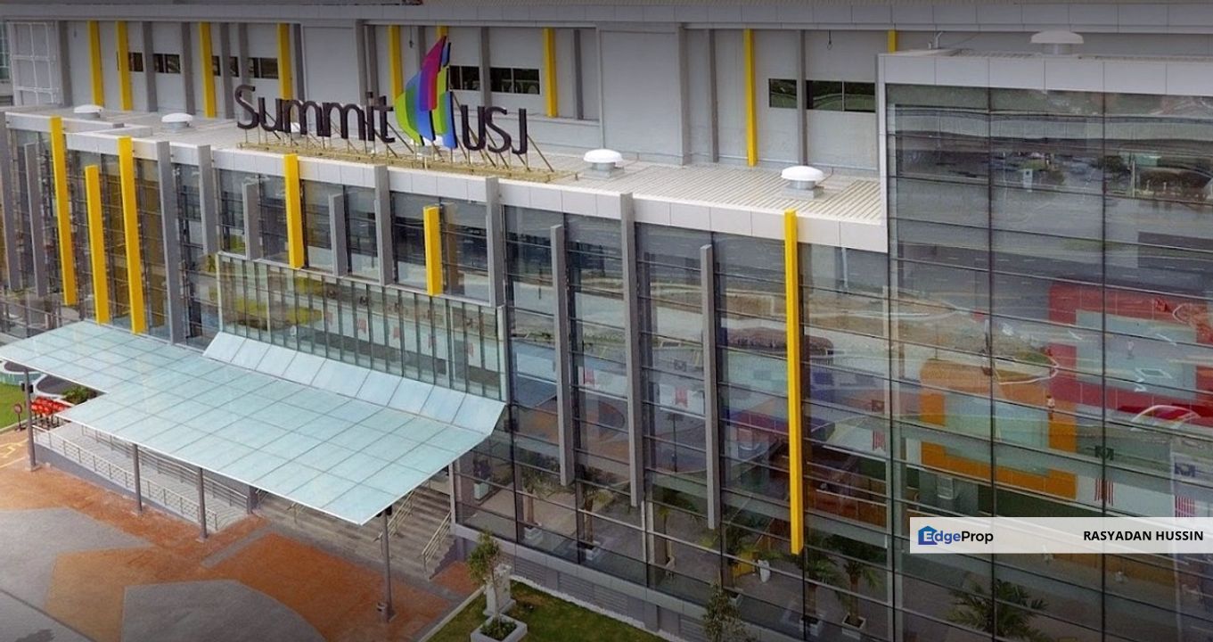 Retail Space The Summit USJ Subang Jaya for Sale @RM450,000 By RASYADAN HUSSIN | EdgeProp.my