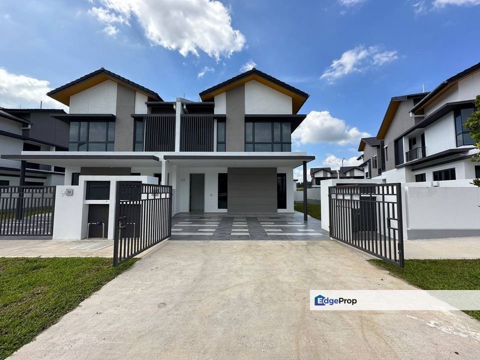 Verna 2 Storey Semi D Garden Cluster Serene Heights Bangi for Sale ...