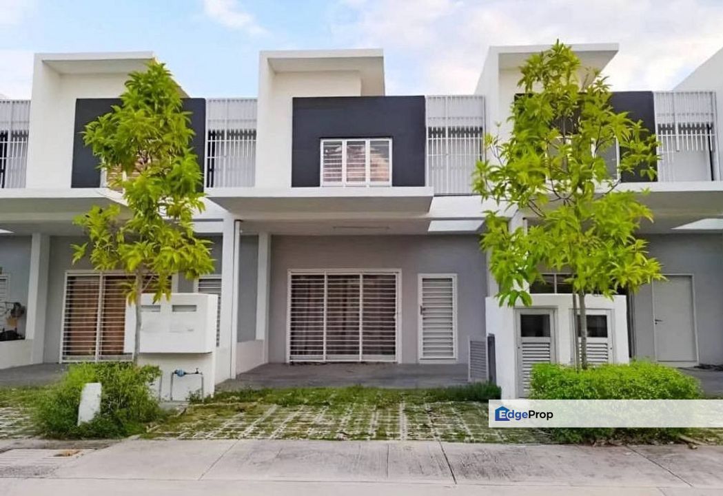 Double Storey Terrace Casa Green Cybersouth Dengkil for Sale @RM570,000 By MOHD FAIZAL | EdgeProp.my