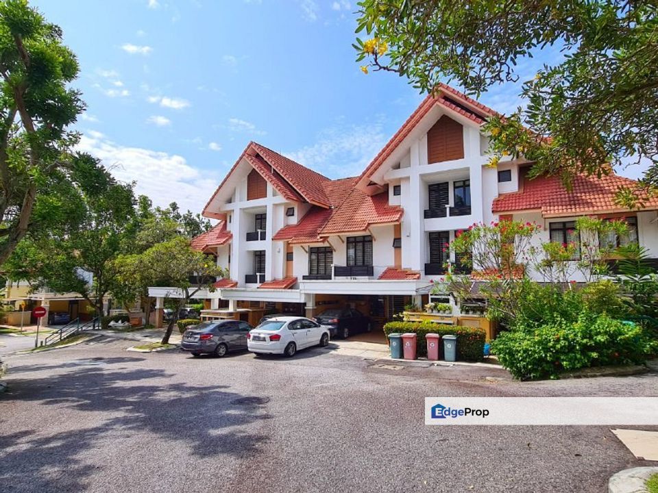 BEAUTIFUL 2.5 Storey Intermediate Terrace Presint for Sale @RM880,000 ...