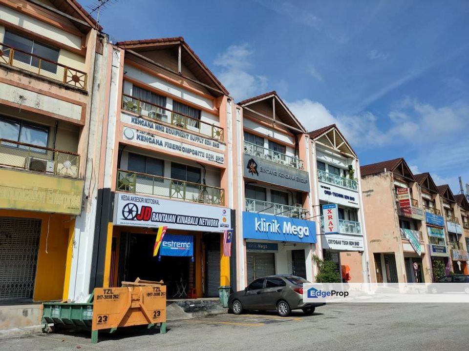 Triple Storey ShopLot Taman Equine Seri Kembangan TENANTED for Sale @RM1,500,000 By FAIZ ELLIAS ...
