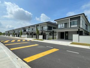 Freesia Residences @ Lake Villa Tropicana Aman for Sale cover all units ...