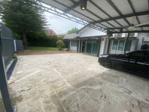 CORNER SINGLE STOREY BUNGALOW Section 4, Petaling Jaya Selangor for ...