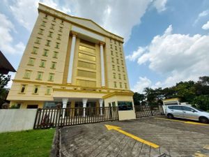 OFFICE BUILDING Taipan Business Centre Subang Jaya for Sale @RM65,000 ...