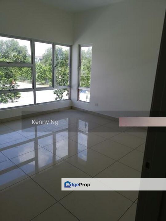 Ambang Botanic 3 Corner, Bandar Botanic Jalan Impian 10. for Sale ...