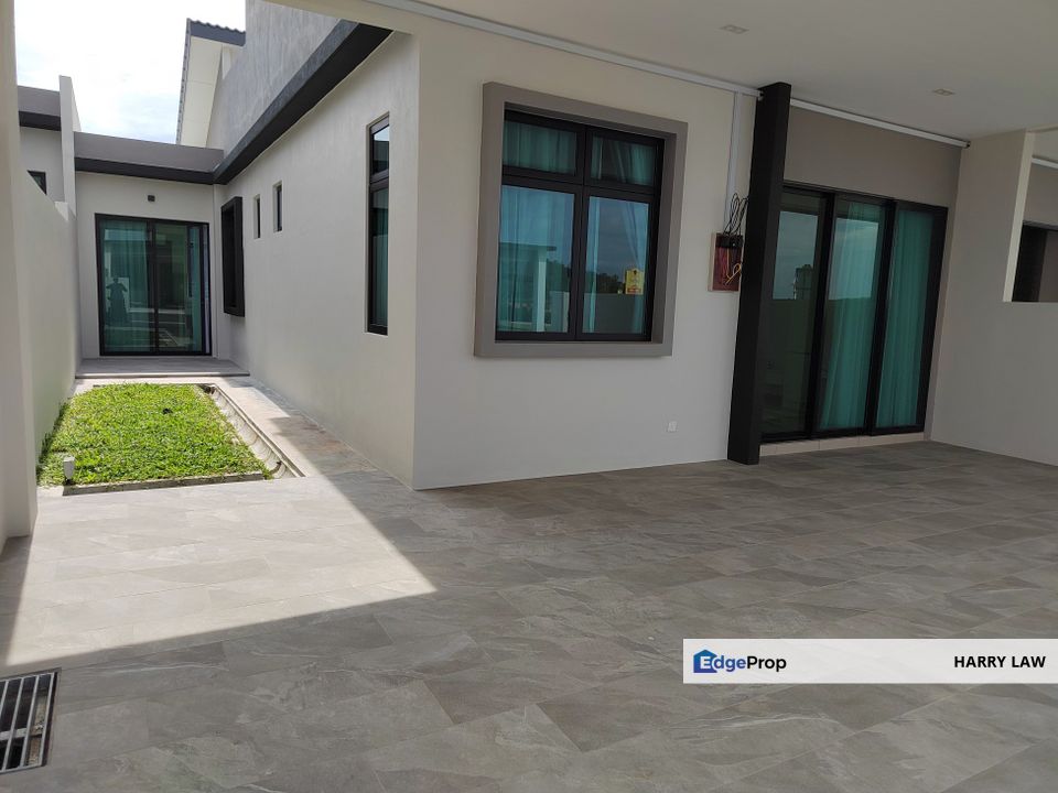 Tiara melaka golf resort / Gapam Perdana 28x75 Single Storey Terrace ...