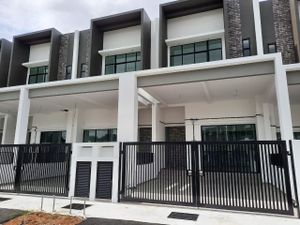 Taman Bukit Cheng @ Cheng Perdana 2.5 Storey Terrace Freehold Non Bumi ...